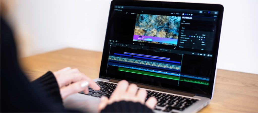 How To Edit a Vlog Like a Pro? Ultimate Guide for YouTubers